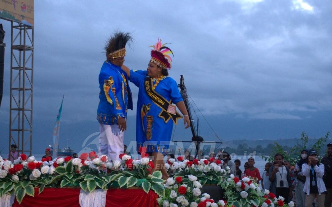 Bak Model, Puluhan Kepala OPD Manokwari Ikuti Fashion Show Batik Papua